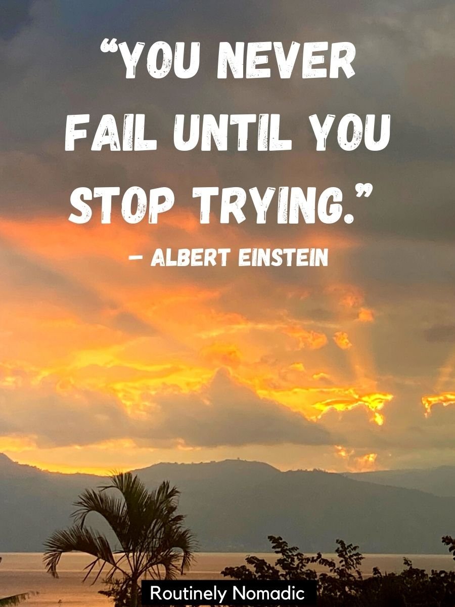 100 Short Funny Quotes for When Life is Hilarious and You Want to Laugh ...